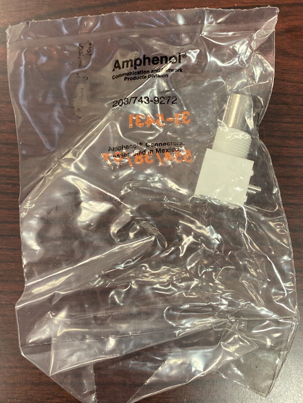 Amphenol 31-5431-1010 RF / Coaxial Connector, BNC Coaxial, Right Angle