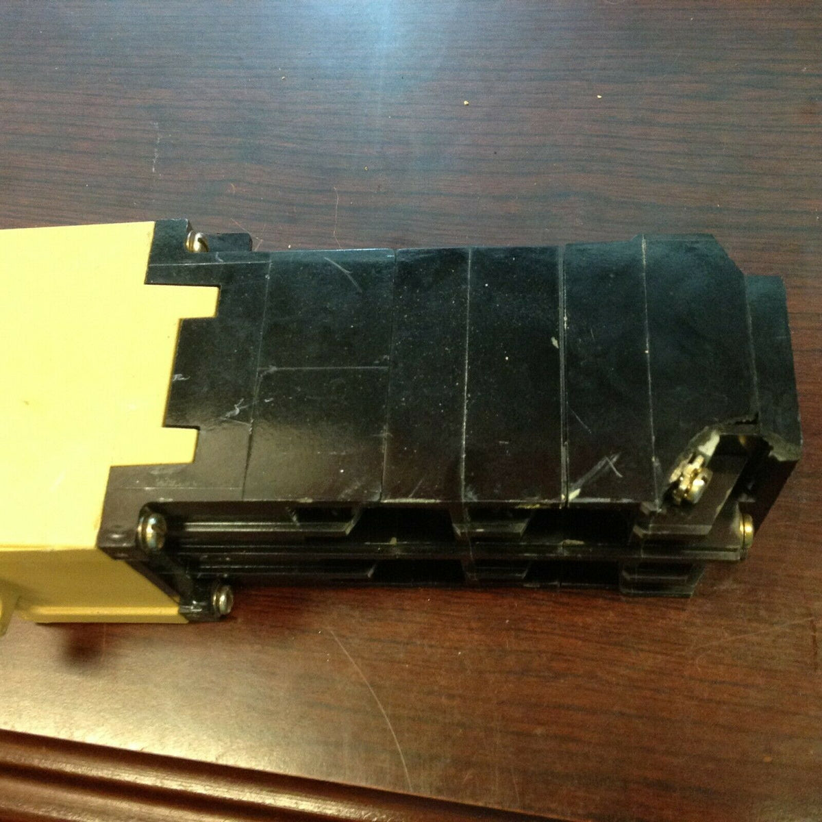 Allen-Bradley 700-P400A1 AC Relay Ser B 600V 10A w/700-PB40, 700-PC40 ...